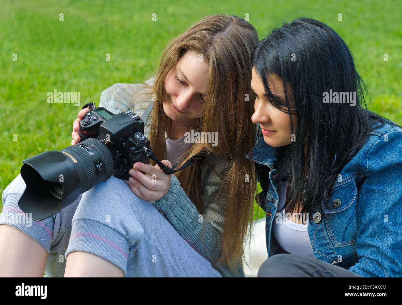 Female photographer camera viewfinder hi-res stock photography and ...