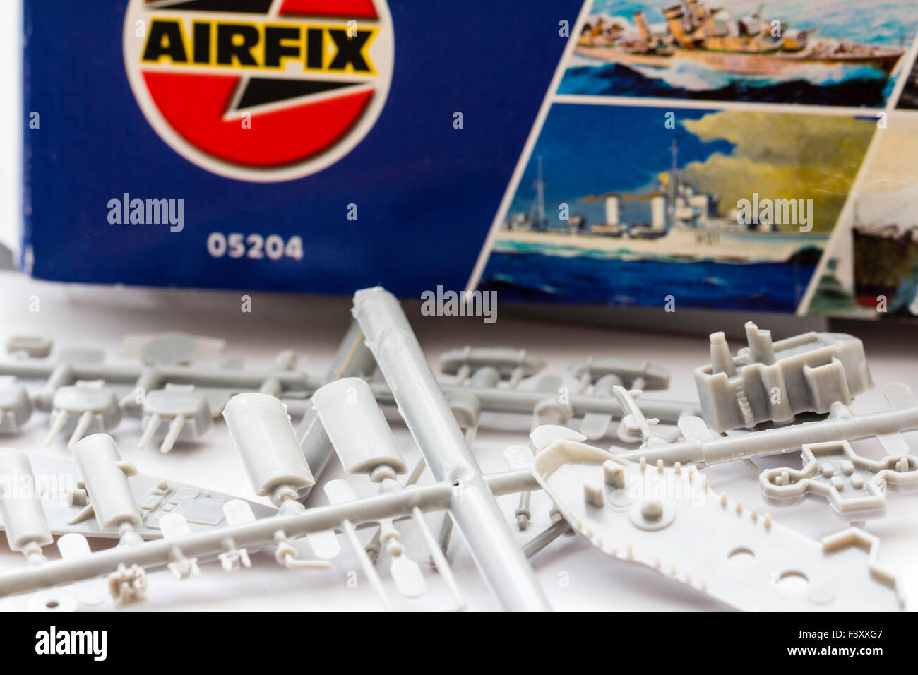 Plastic model kit. Airfix 1/600 scale model kit of second world war ...