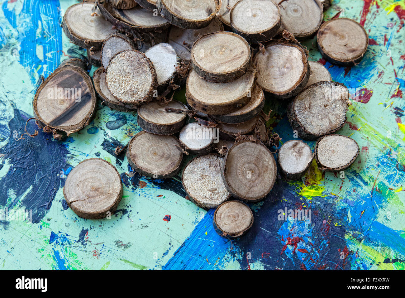 tinker pieces of wood Stock Photo - Alamy