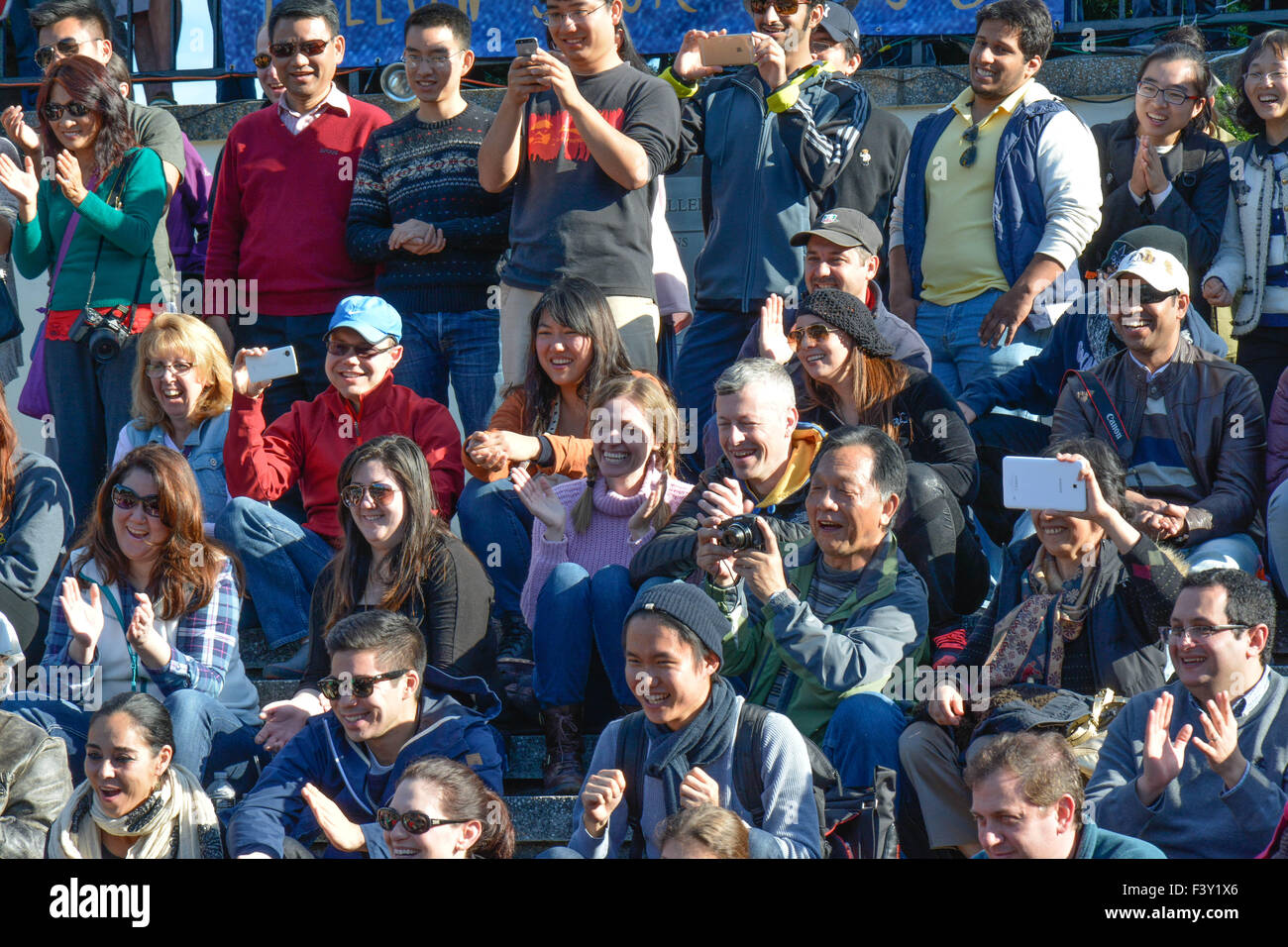 Crowd people sitting in bleachers hi-res stock photography and images ...