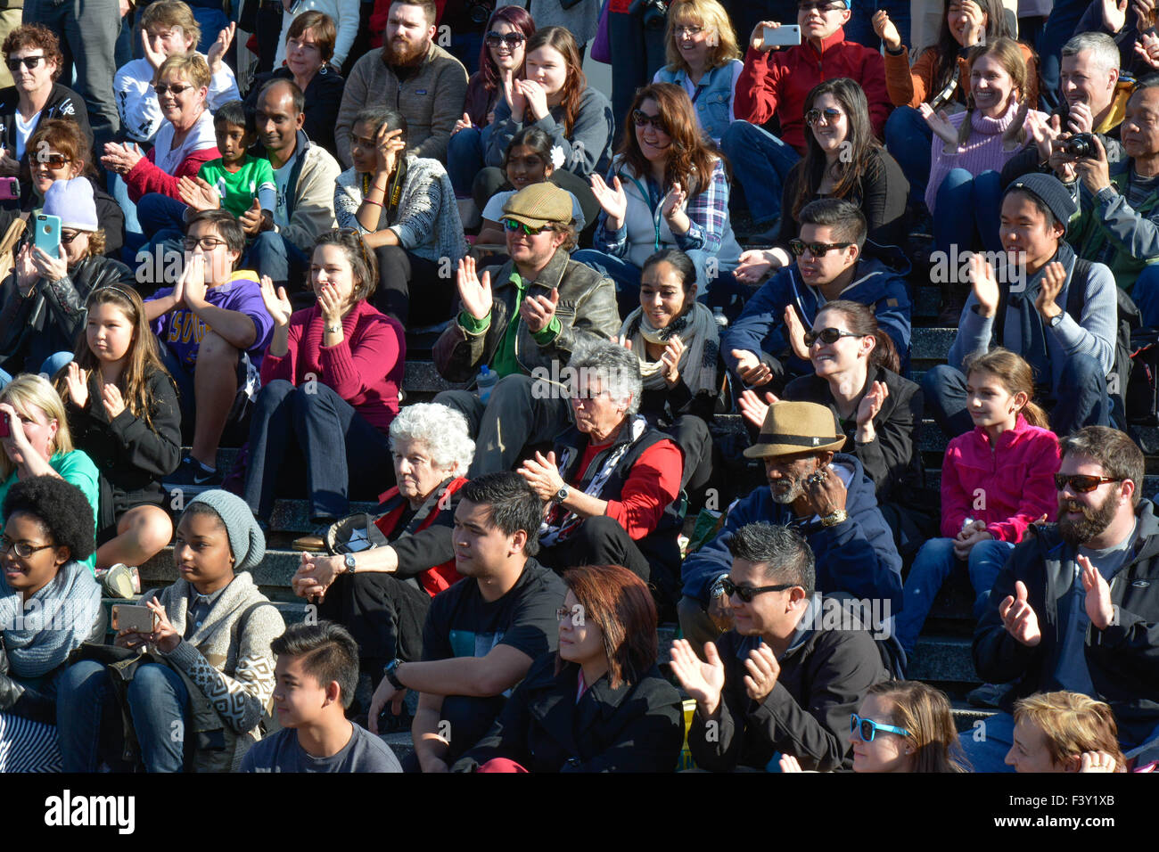 Crowd people sitting in bleachers hi-res stock photography and images ...