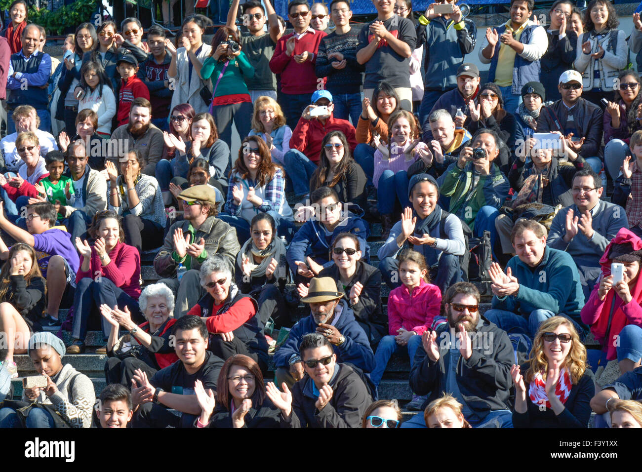 Crowd people sitting in bleachers hi-res stock photography and images ...
