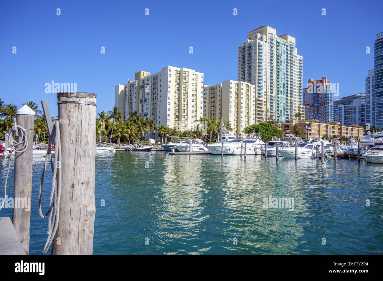 Miami beach pier hi-res stock photography and images - Alamy