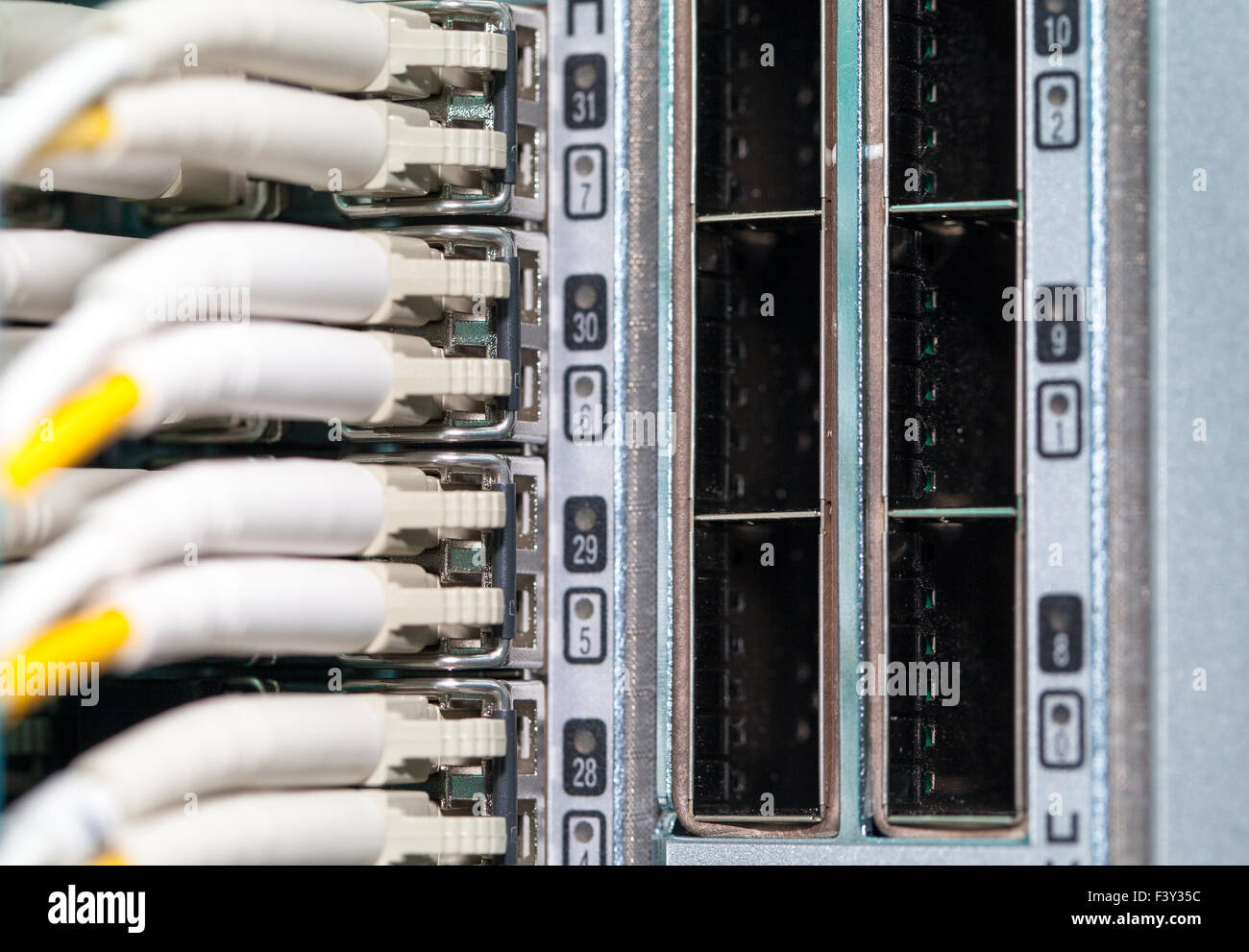 IT Datacenter Internet shared Cloud Stock Photo - Alamy