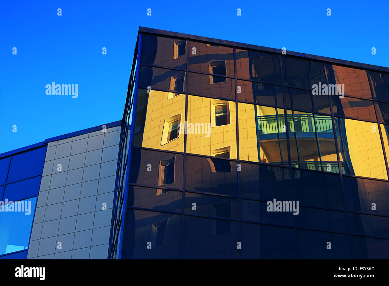 New building architecture hi-res stock photography and images - Alamy