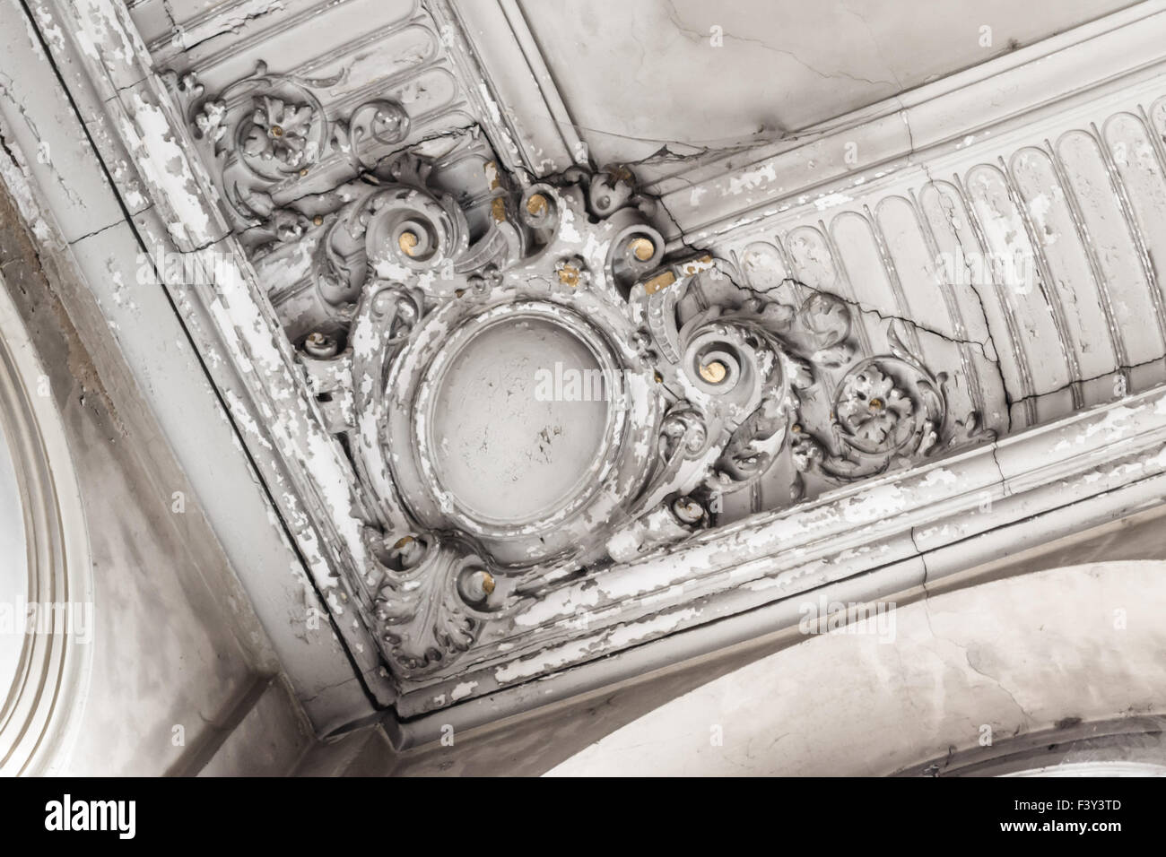 Stucco ceiling hi-res stock photography and images - Alamy