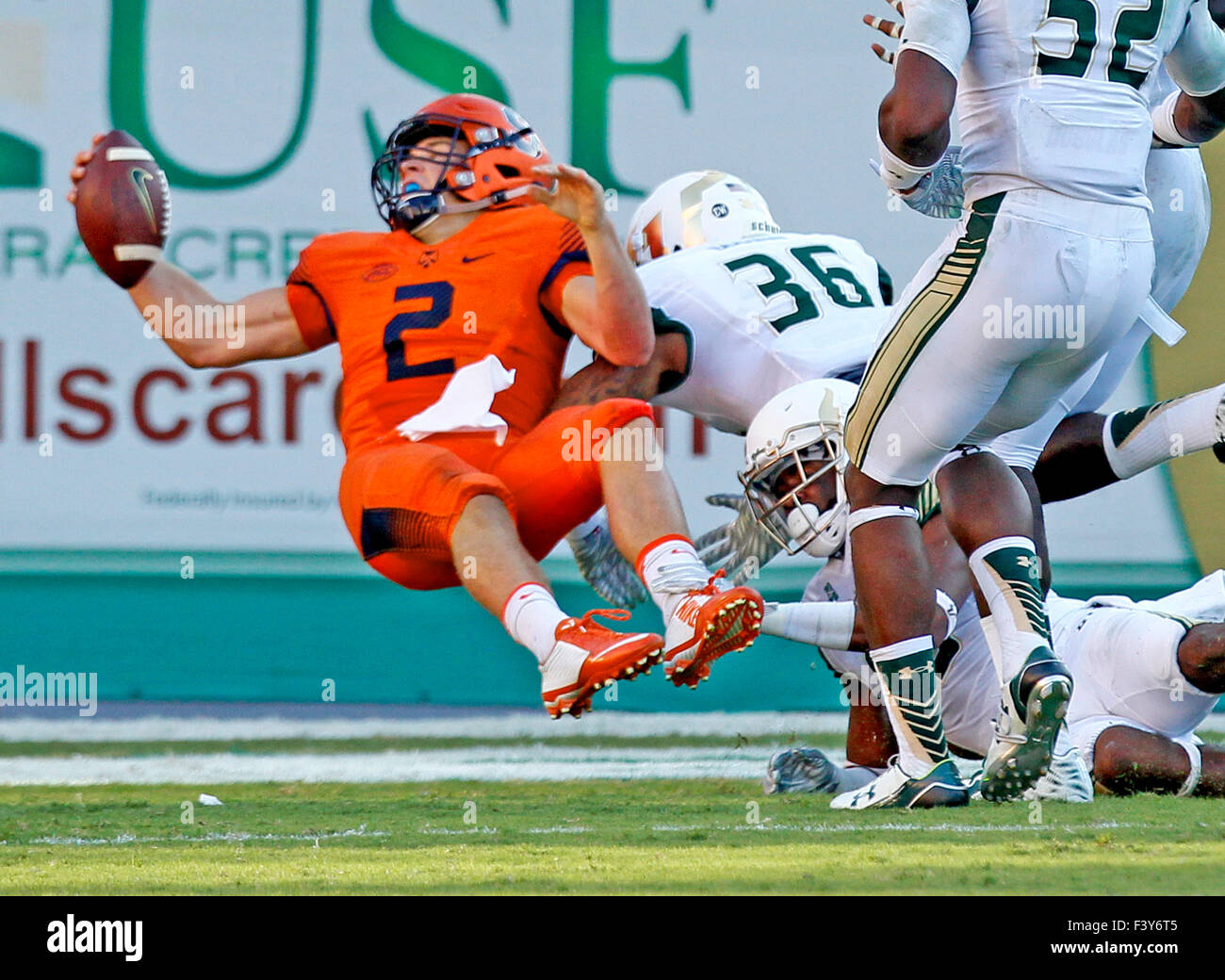 Oct. 10, 2015 - Tampa, Florida, U.S. - JIM DAMASKE | Times .Syracuse's ...