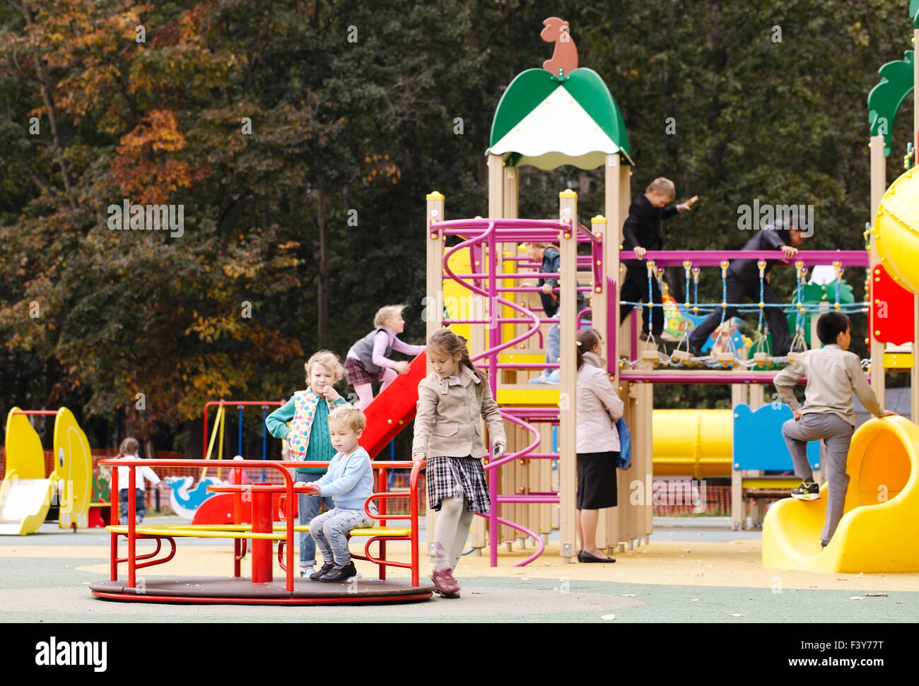 Children playing outdoor hi-res stock photography and images - Alamy