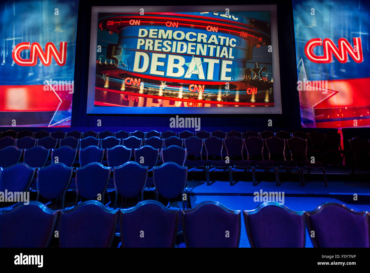 Las Vegas, Nevada, USA. 13th Oct, 2015. The empty debate hall is ...