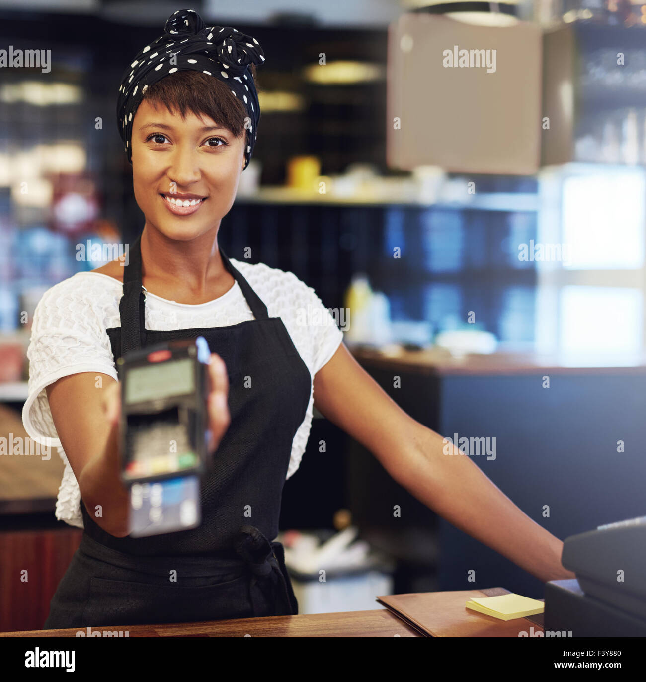 Self service tavern hi-res stock photography and images - Alamy