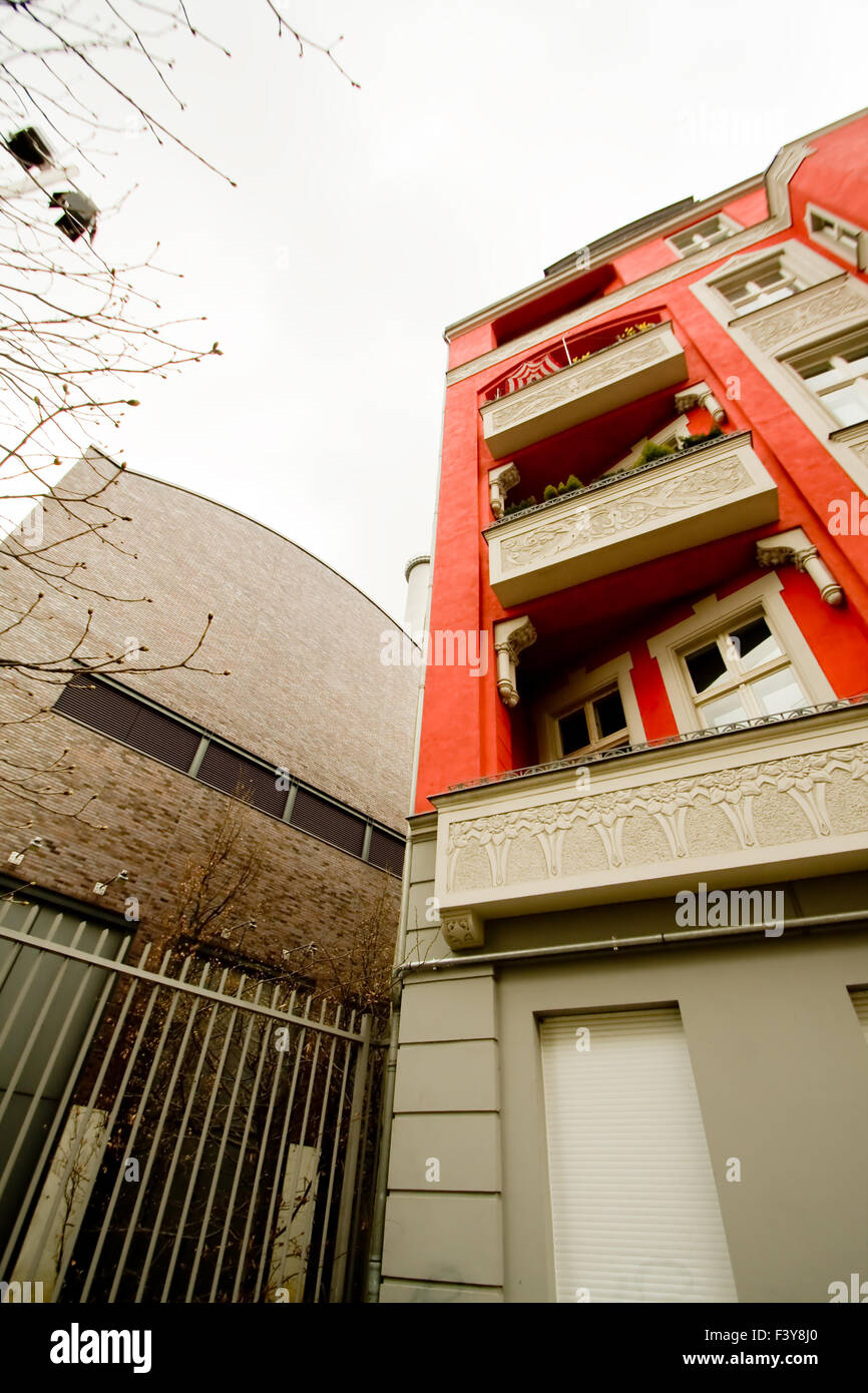 Several buildings hi-res stock photography and images - Alamy