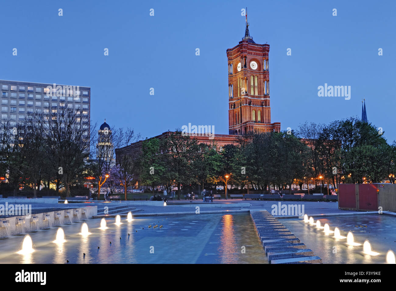 Rotes Rathaus - City Hall, Berlin, Germany Stock Photo - Alamy
