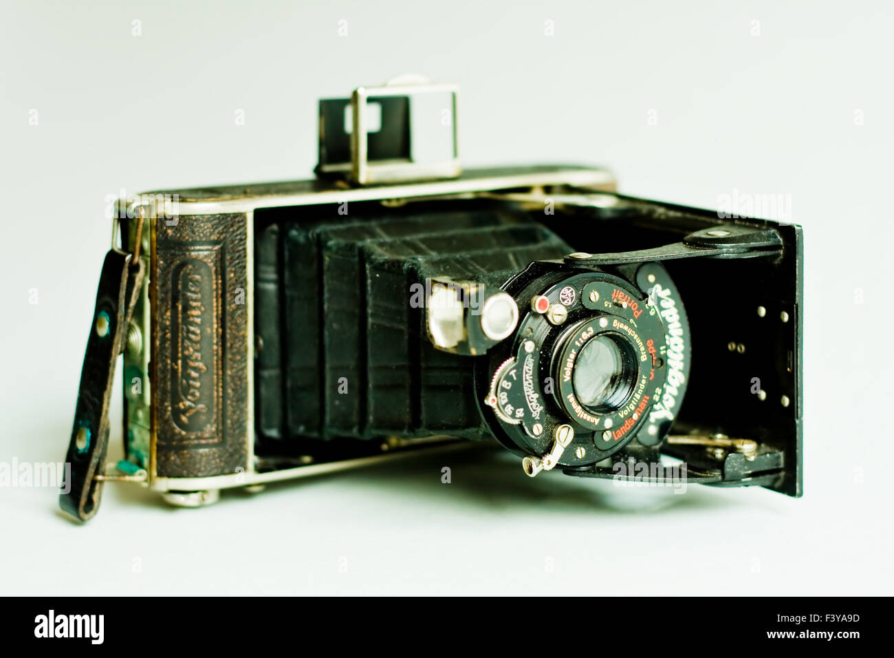 Voigtlander camera hi-res stock photography and images - Alamy