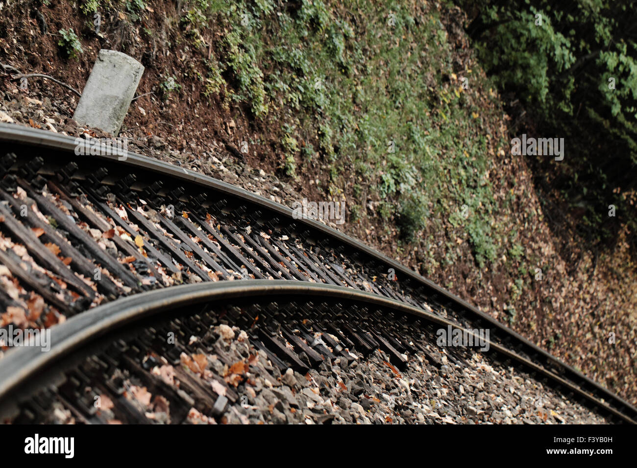 Wet railroad tracks hi-res stock photography and images - Alamy