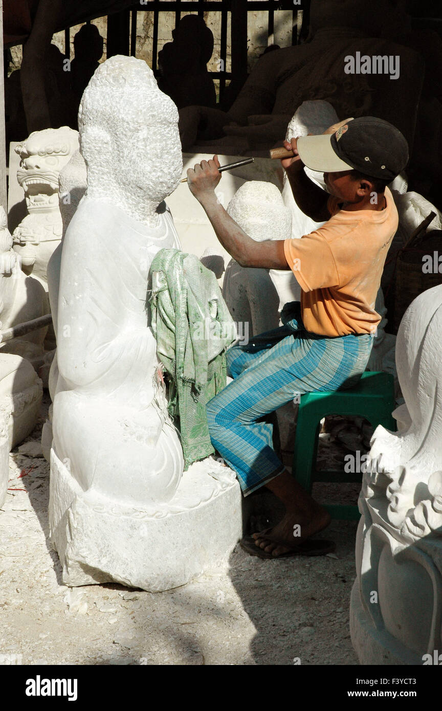 Marble sculpture man hi-res stock photography and images - Alamy