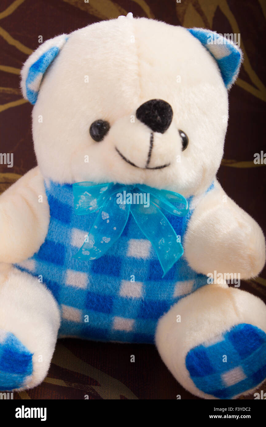 cream teddy bear Stock Photo - Alamy