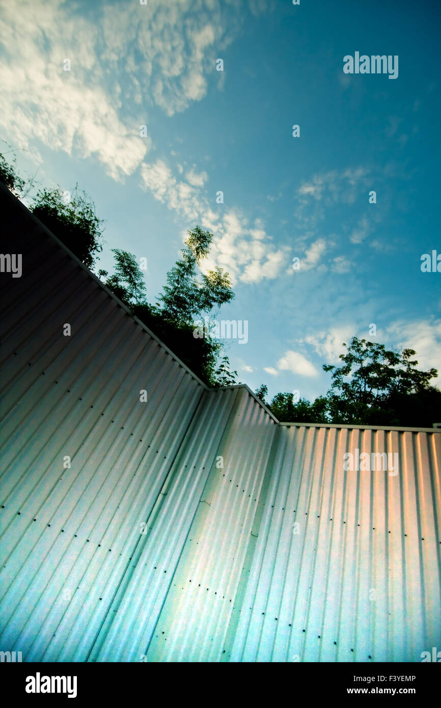 Corner of fence hi-res stock photography and images - Alamy