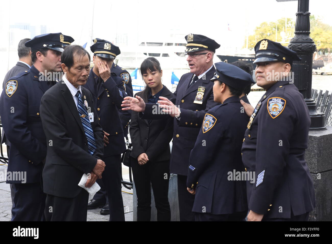 Nypd detective hi-res stock photography and images - Alamy