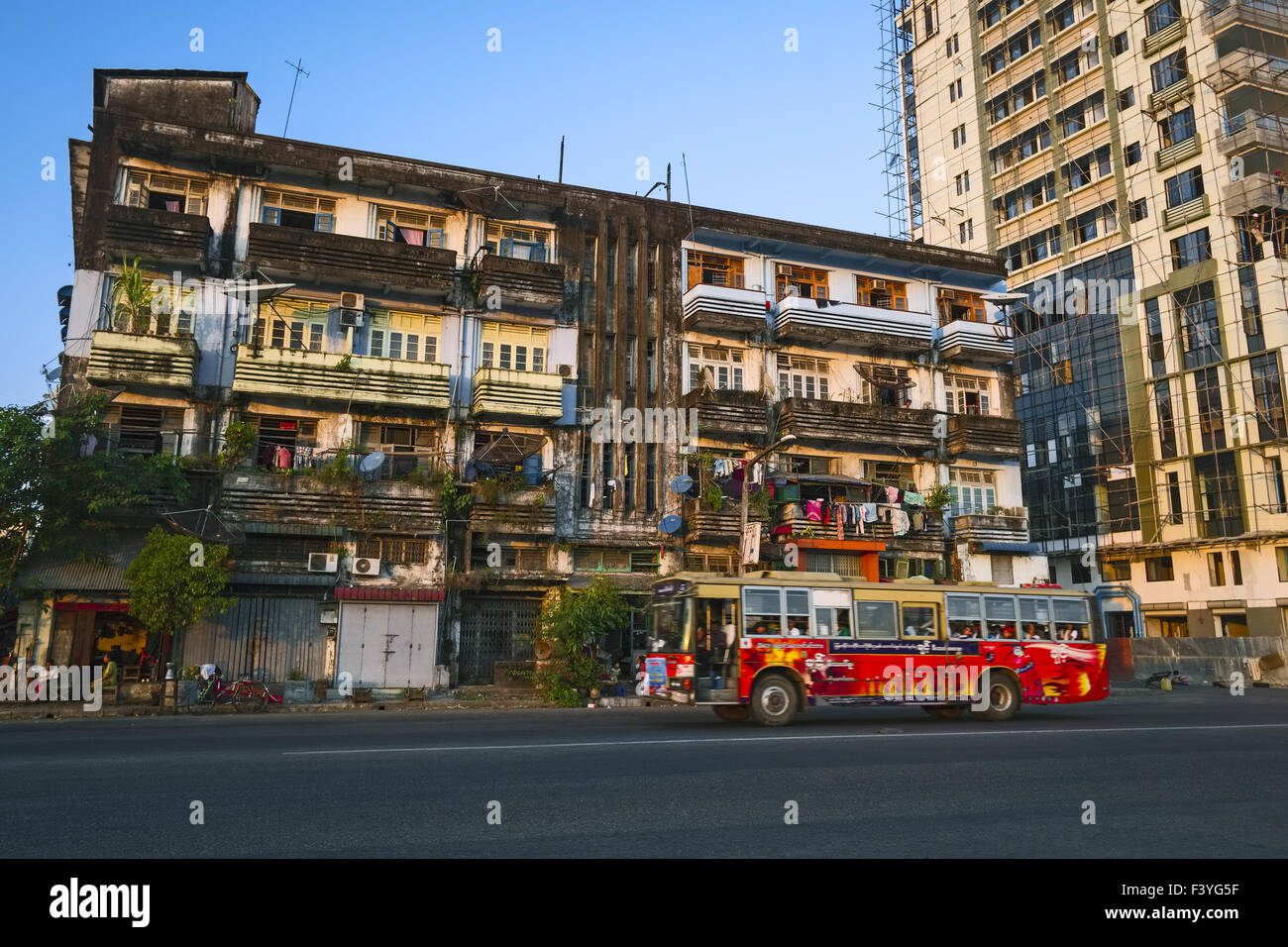 Strand road yangon hi-res stock photography and images - Alamy