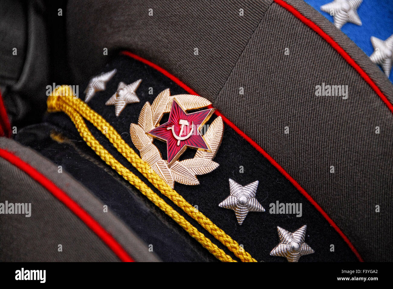 army bonnet Stock Photo - Alamy