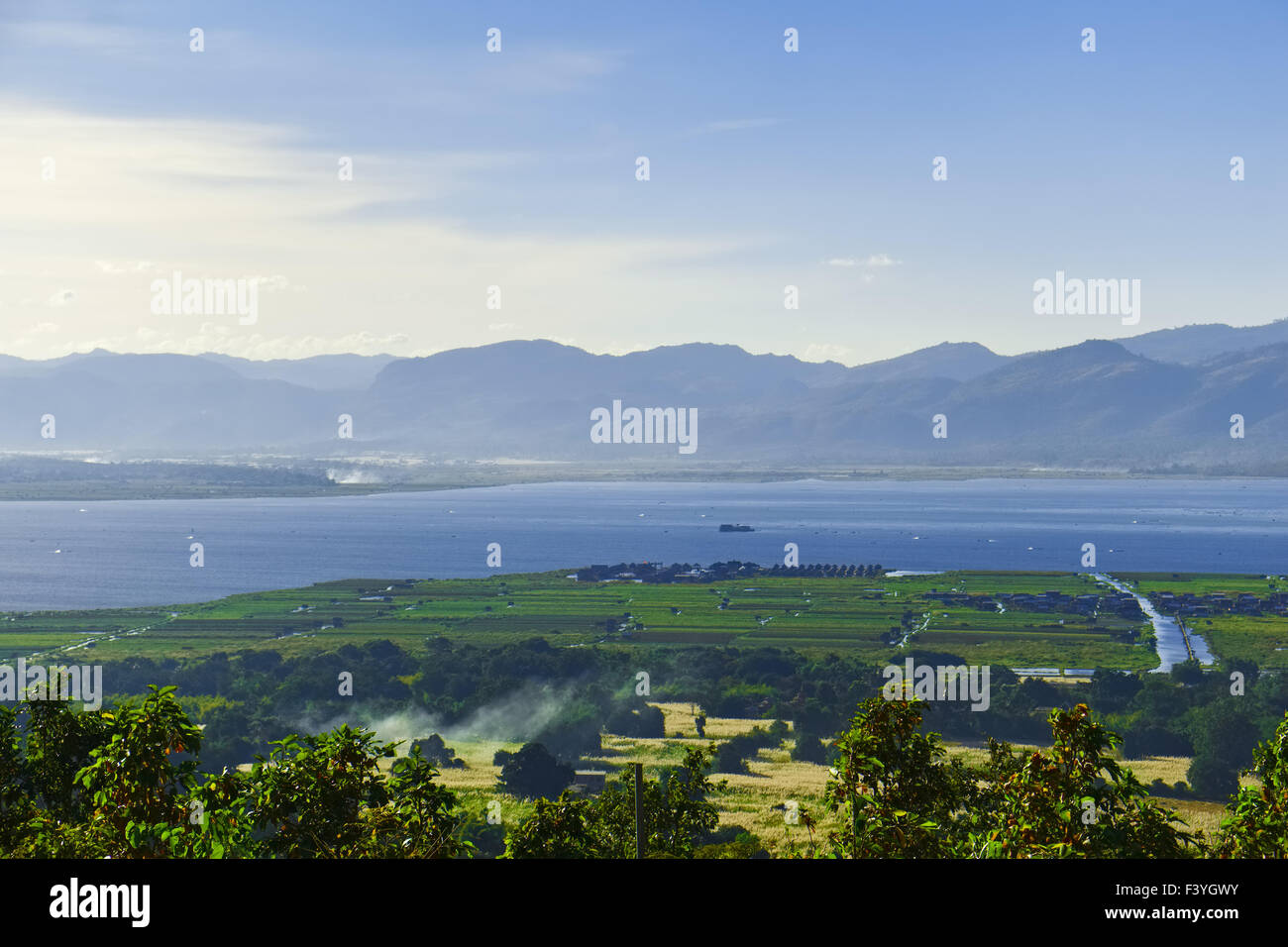 Top view hills lake hi-res stock photography and images - Alamy