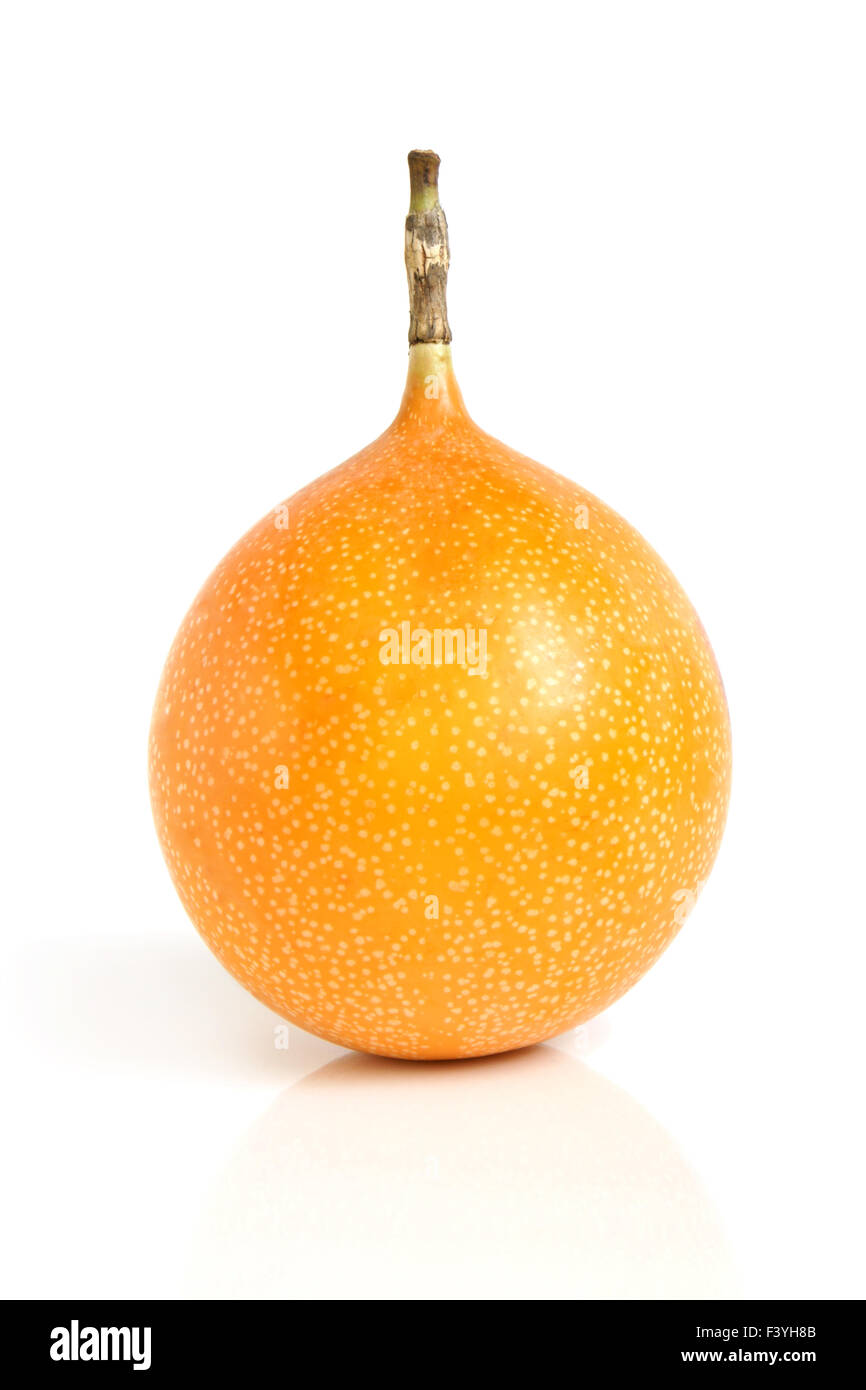 Passion fruit close up hi-res stock photography and images - Alamy