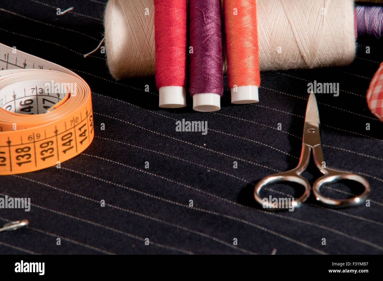 Tailor tools hi-res stock photography and images - Alamy