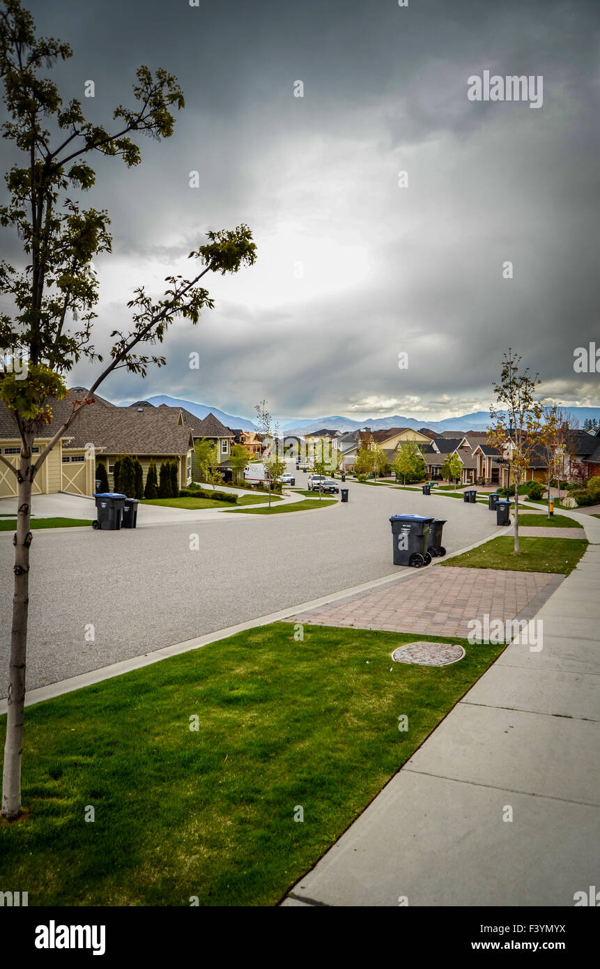 Suburb america hi-res stock photography and images - Alamy