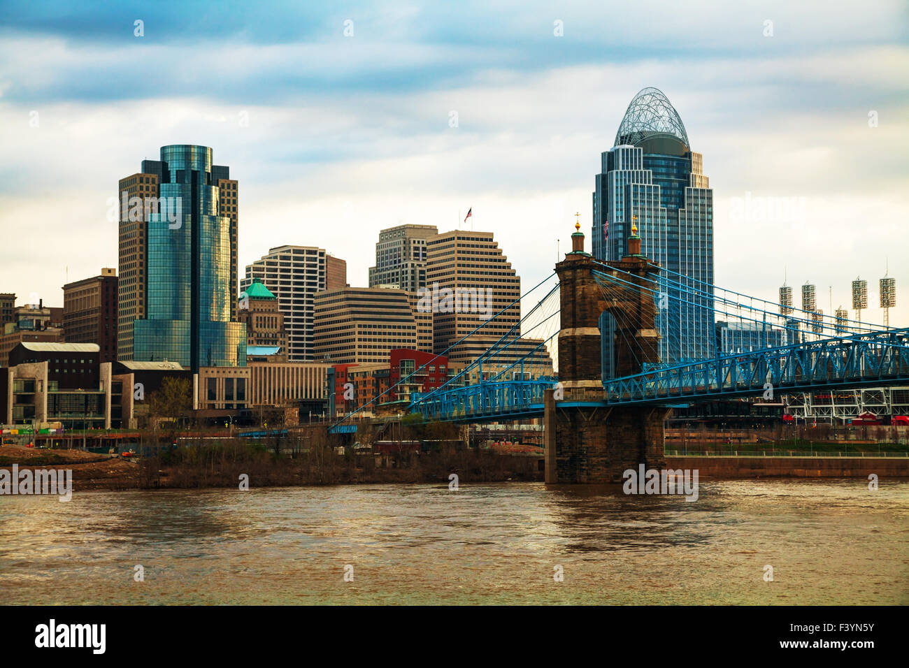 Cincinnati downtown overview Stock Photo - Alamy