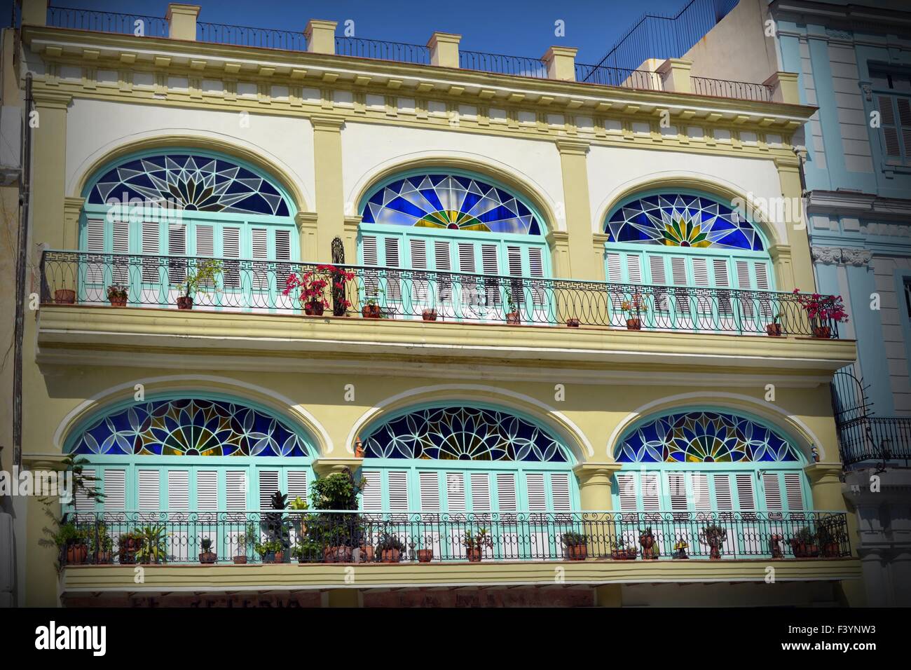 Spanish colonial architecture havana cuba High Resolution Stock ...