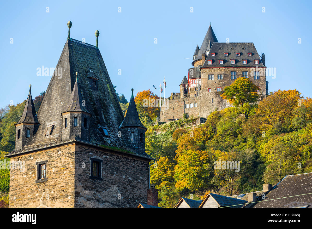 Stahleck castle and rhine hi-res stock photography and images - Alamy