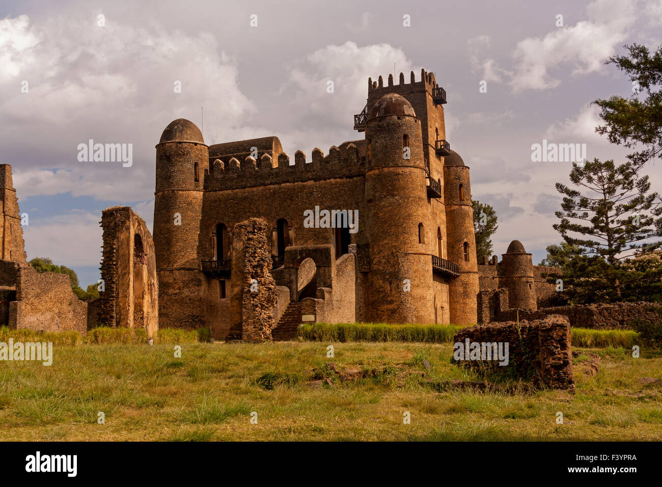 Gondar hi-res stock photography and images - Alamy