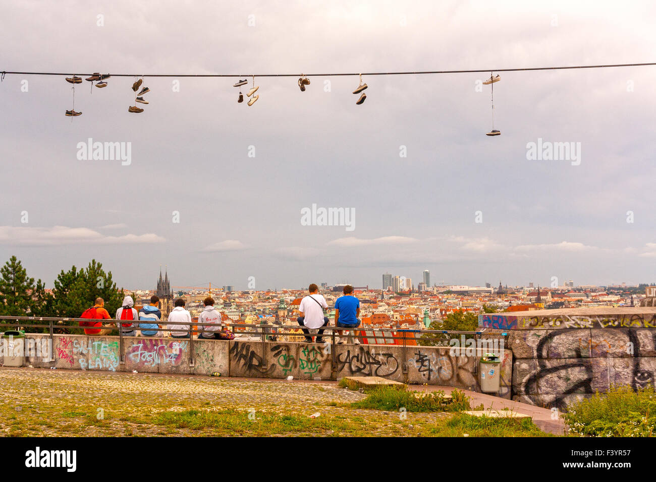 Shoefiti hi-res stock photography and images - Alamy