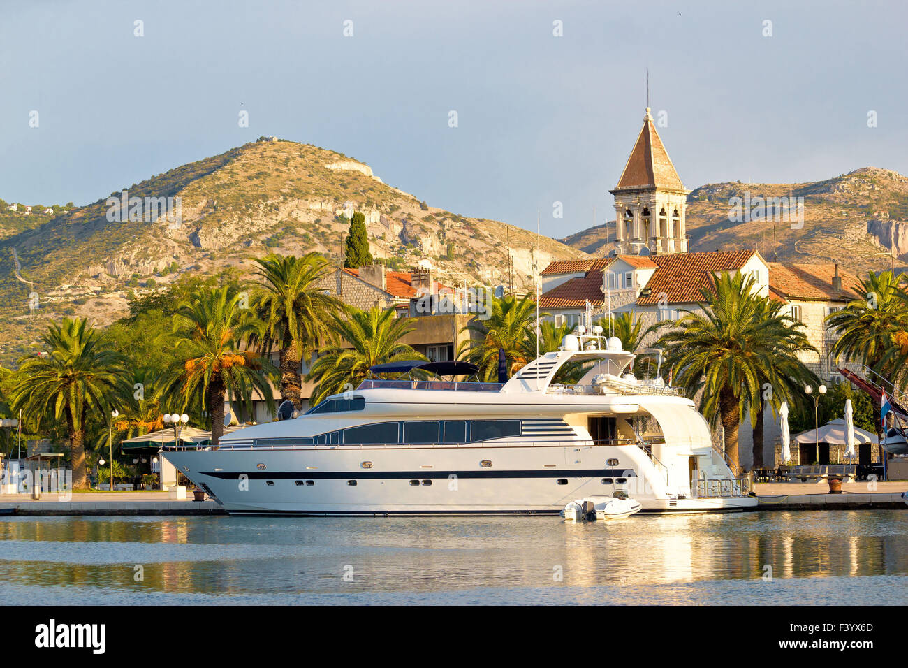 Dalmatian town of Trogir waterfront Stock Photo - Alamy