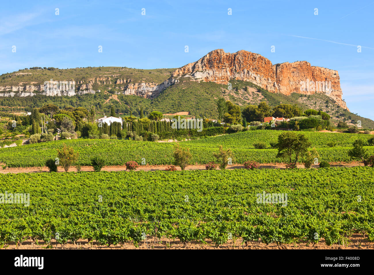 Cassis france hi-res stock photography and images - Alamy