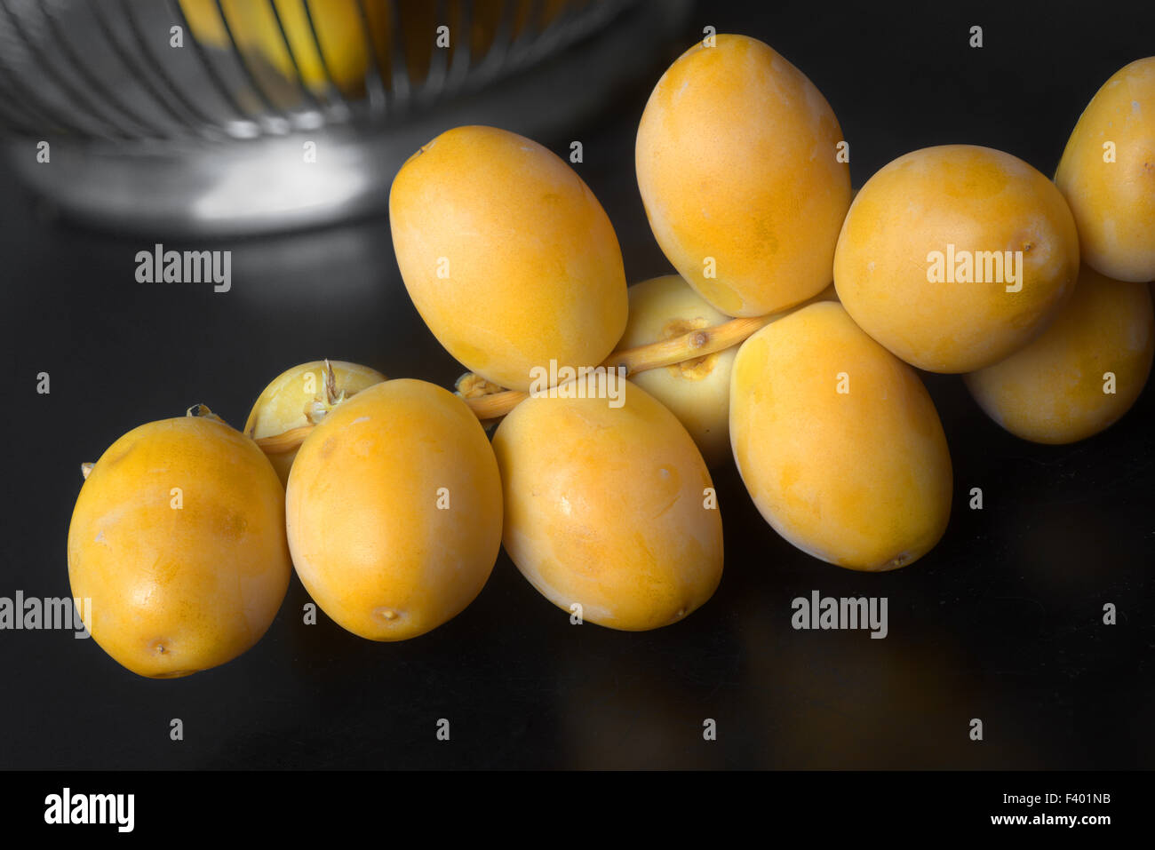 Frische datteln hi-res stock photography and images - Alamy