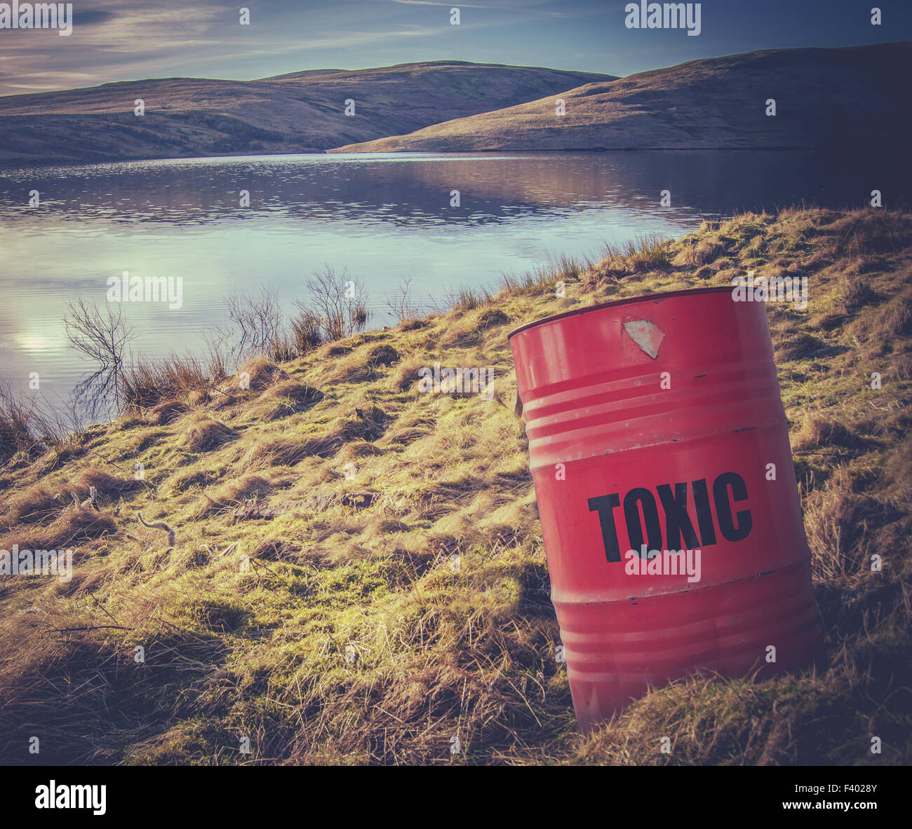 Factory polluted water hi-res stock photography and images - Alamy