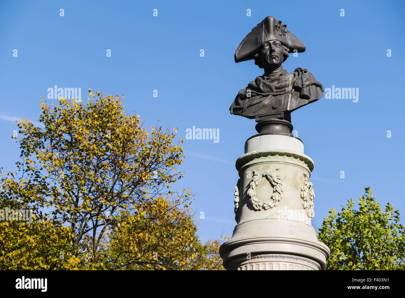 Frederick the great monument berlin hi-res stock photography and images ...