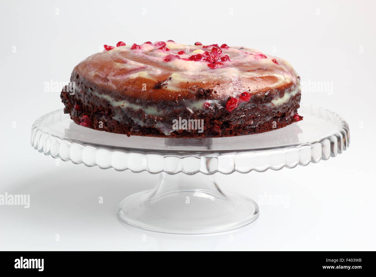 Torte cream stand cutout hi-res stock photography and images - Alamy