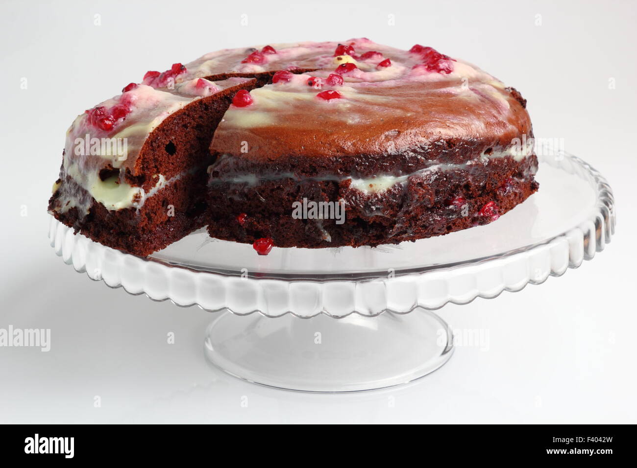 Torte cream stand cutout hi-res stock photography and images - Alamy