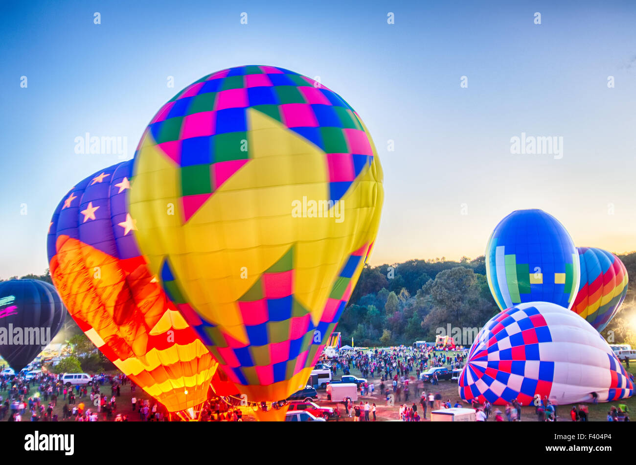 Hot air balloons night hi-res stock photography and images - Alamy