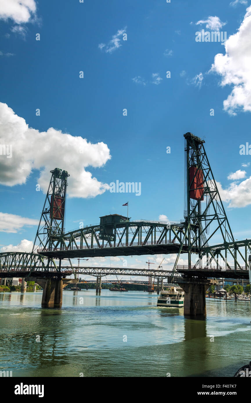 Hawthorne drawbridge hi-res stock photography and images - Alamy