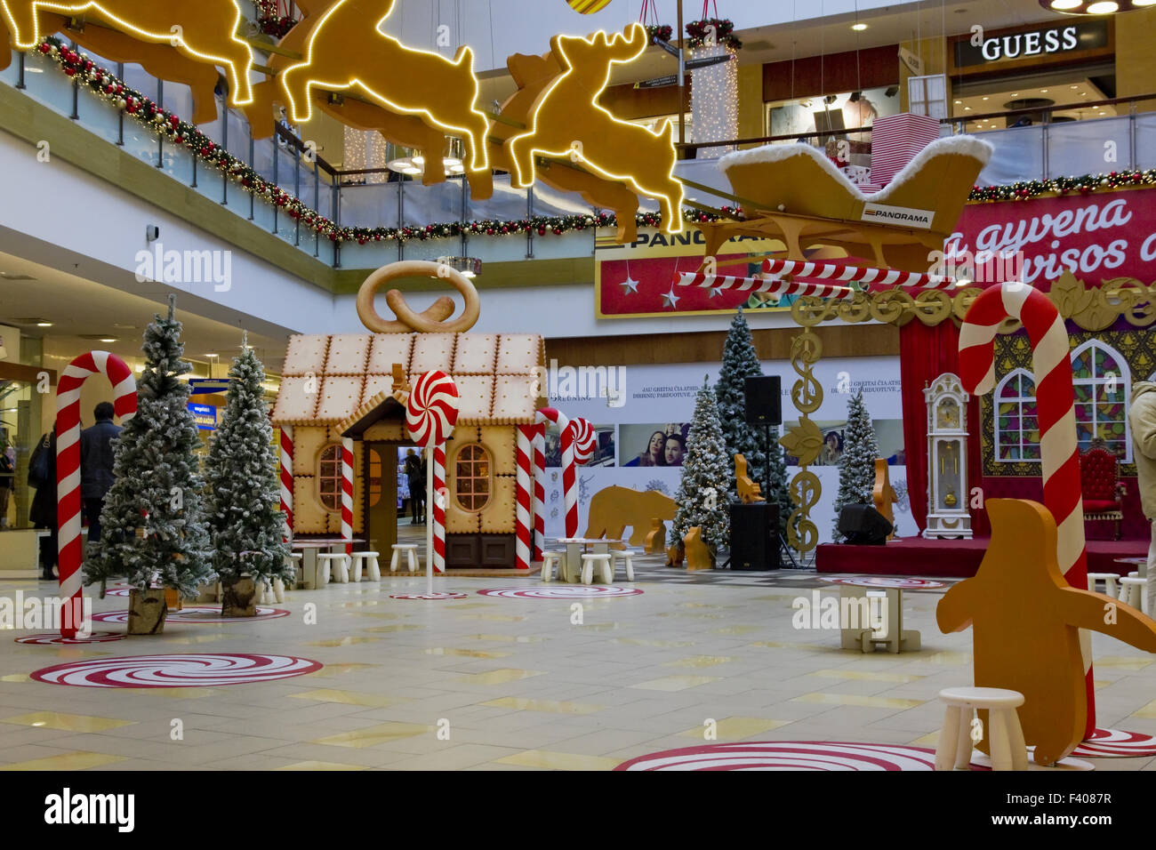 Decorations image hi-res stock photography and images - Alamy