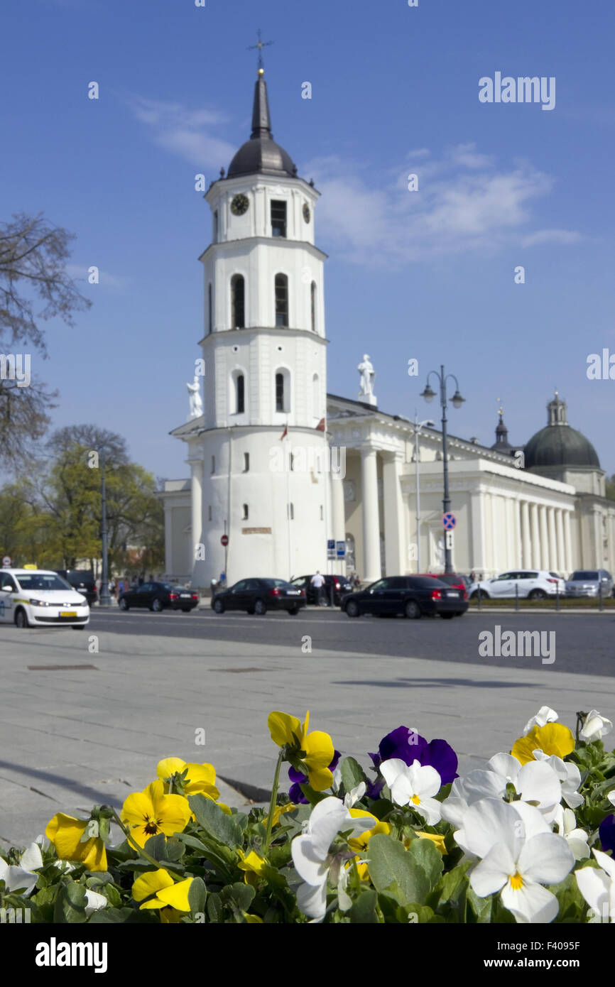 Spring in the city vilnius hi-res stock photography and images - Alamy