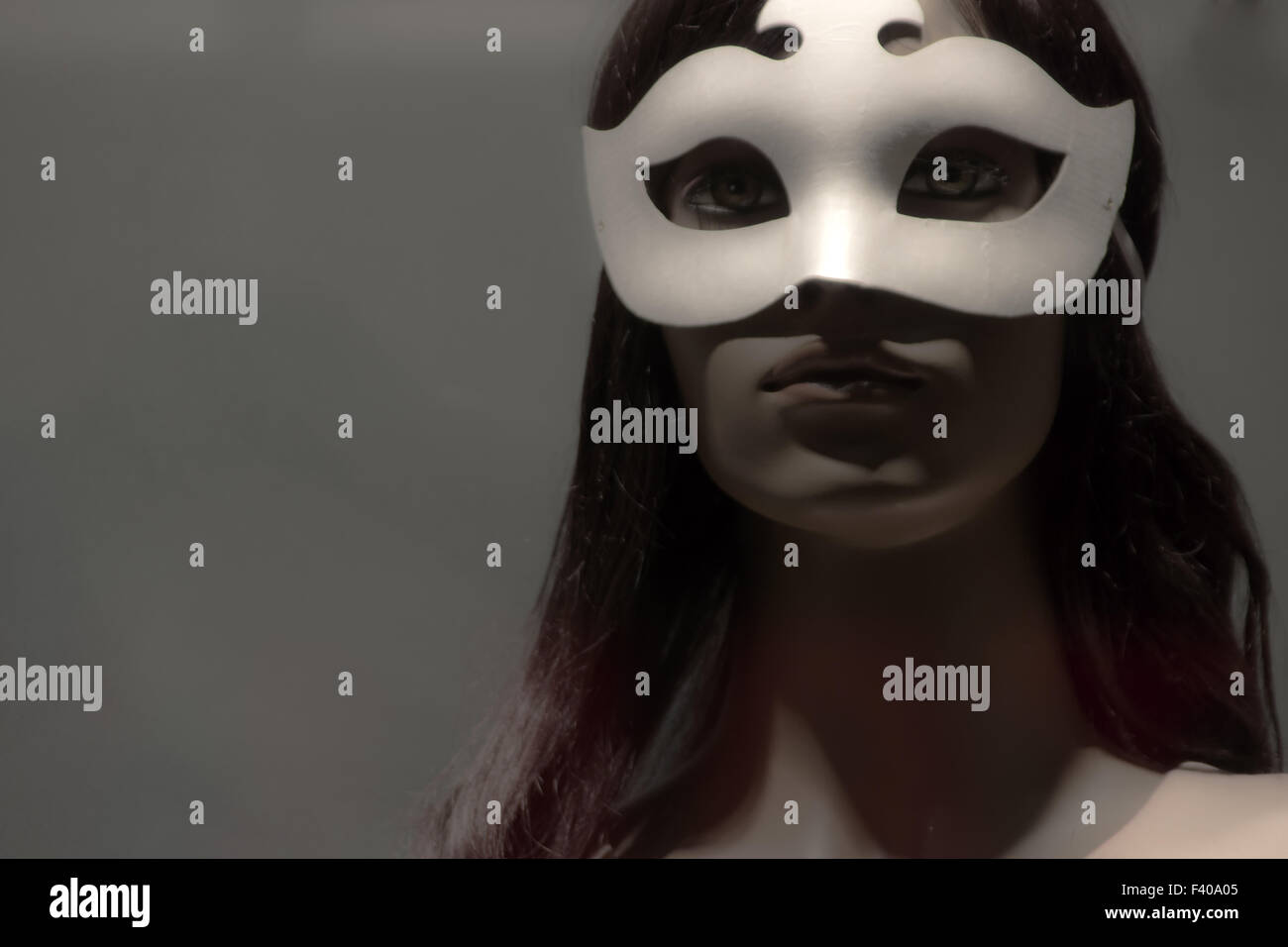 Display dummy hi-res stock photography and images - Alamy