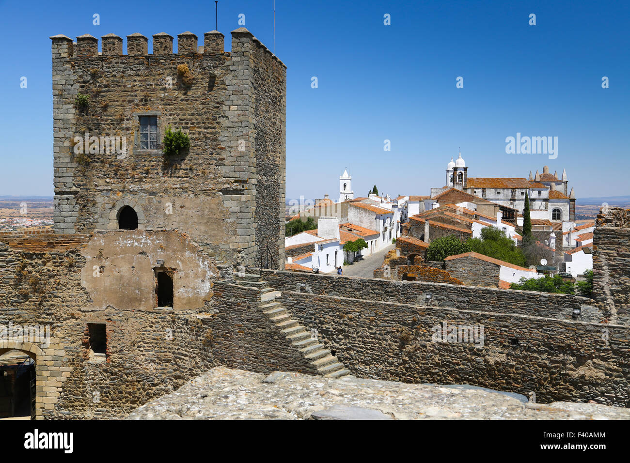 Monsaraz hi-res stock photography and images - Alamy