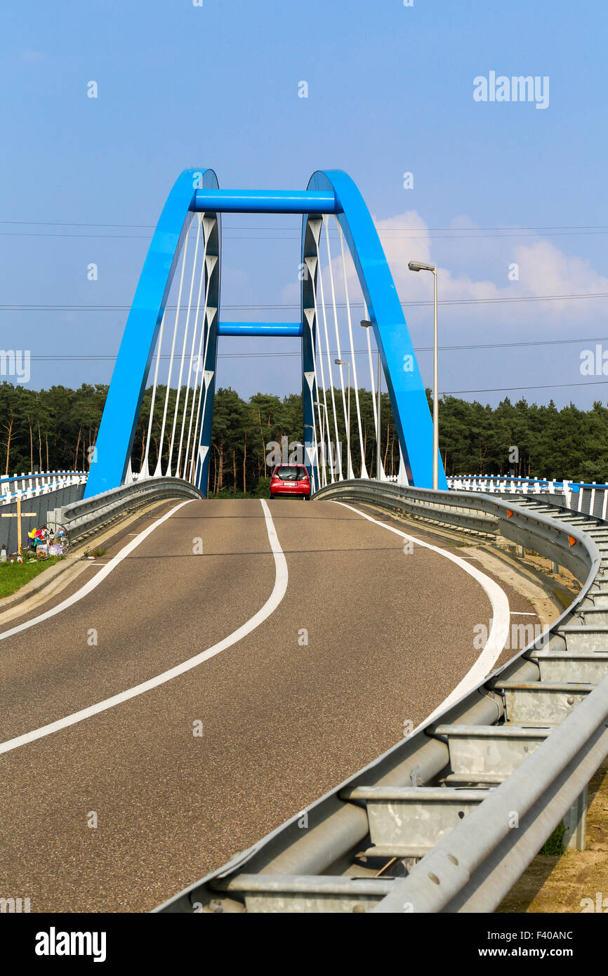 Blue bridge hi-res stock photography and images - Alamy
