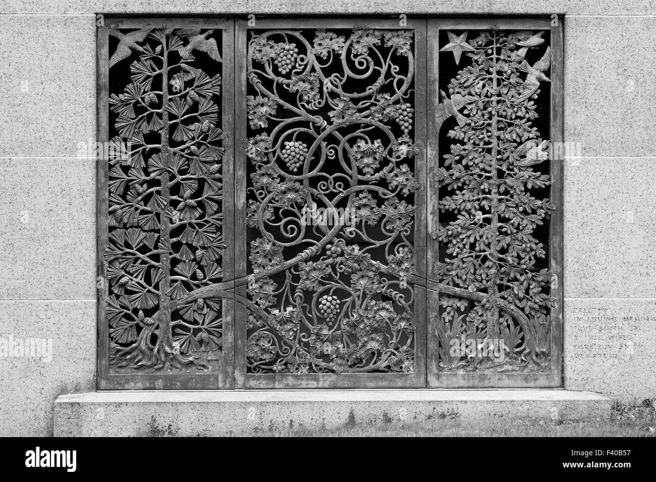 Burial Chamber Door High Resolution Stock Photography and Images - Alamy