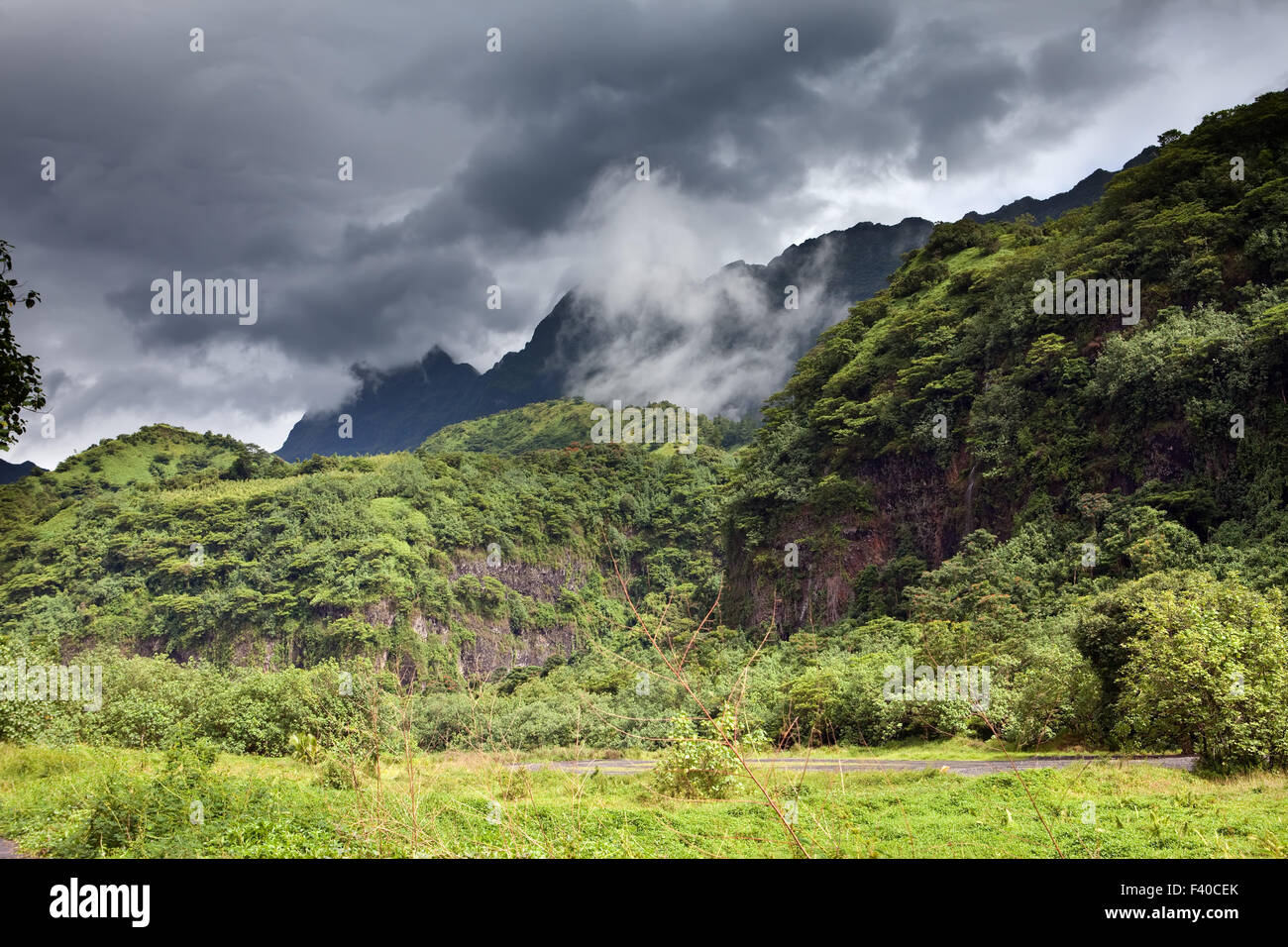 Tahiti hi-res stock photography and images - Alamy