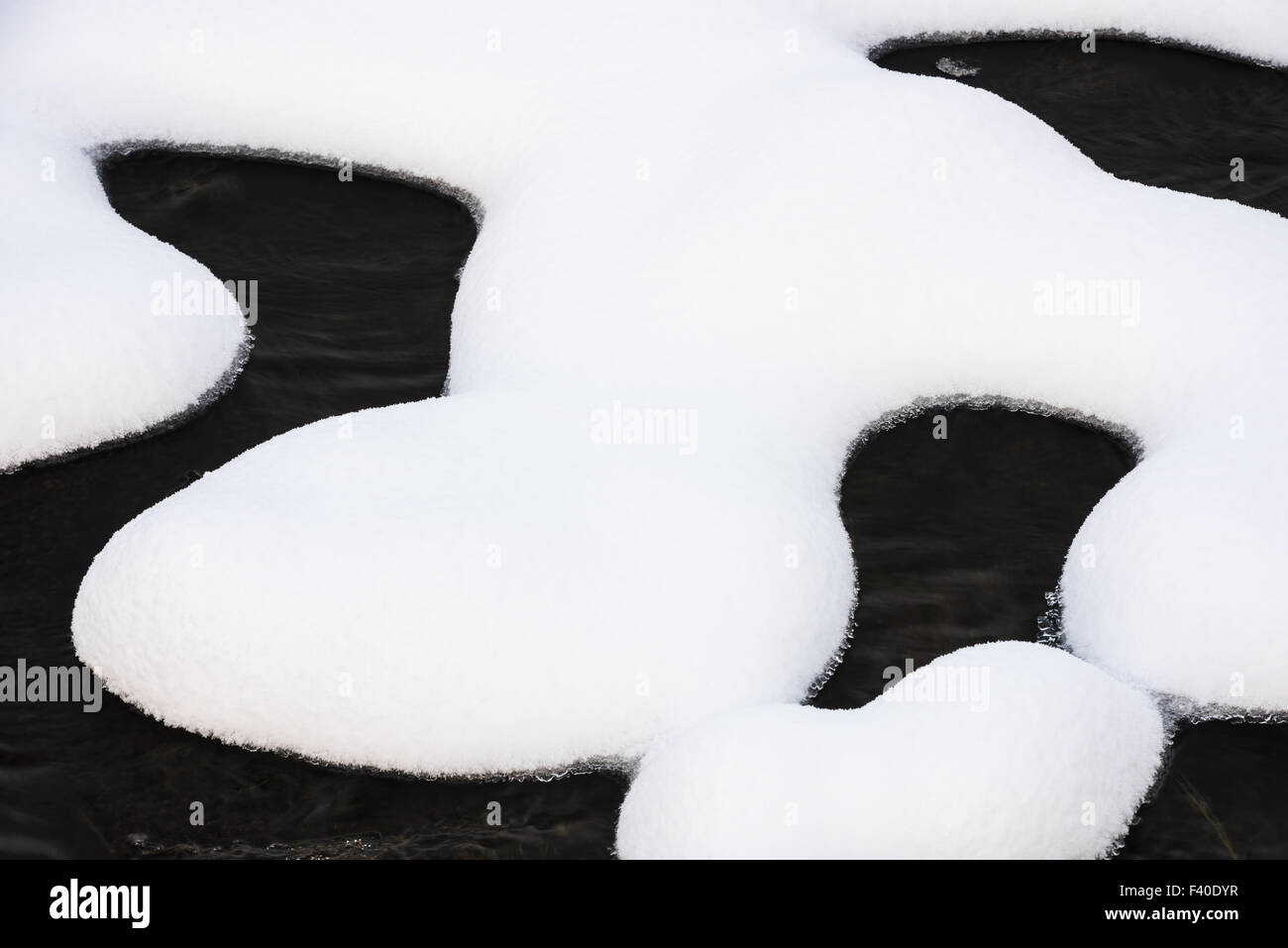 Snow covered stones hi-res stock photography and images - Alamy